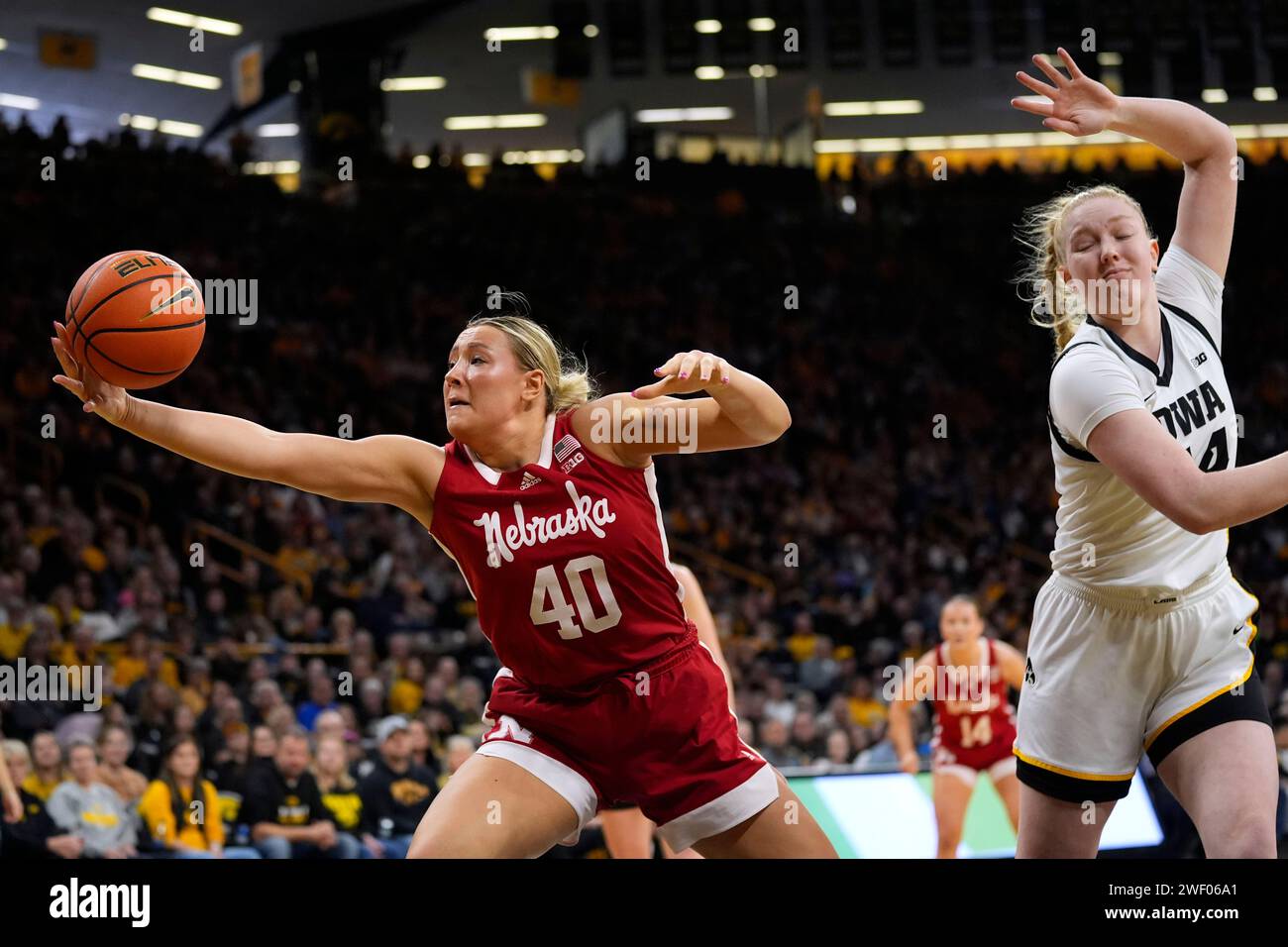 Nebraska center Alexis Markowski (40) catches a pass in front of Iowa ...
