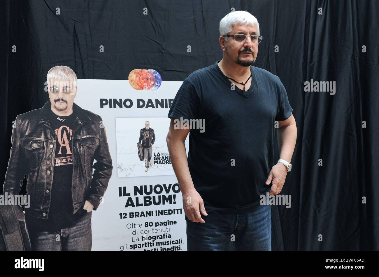Pino daniele immagini hi-res stock photography and images - Alamy