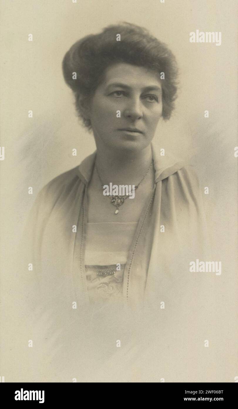 Annie griffiths hi-res stock photography and images - Alamy