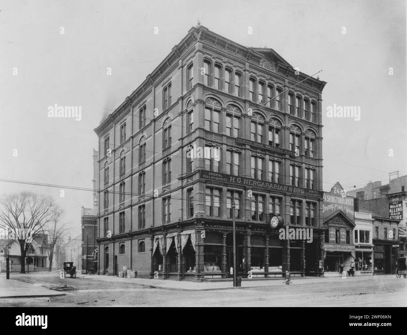The whitney building Black and White Stock Photos & Images - Alamy