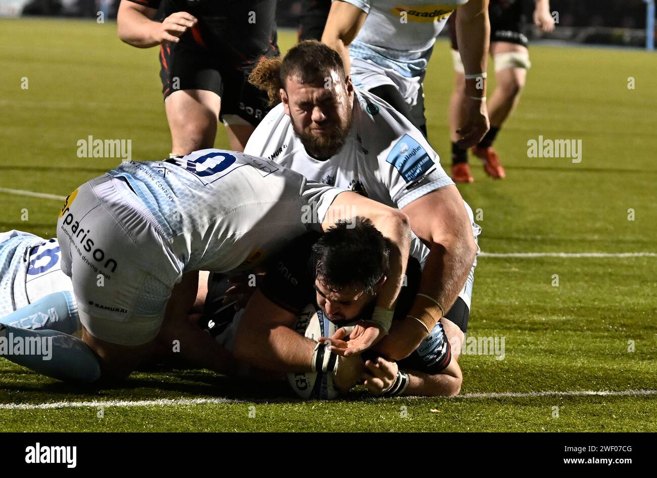 James hadfield saracens hi-res stock photography and images - Alamy