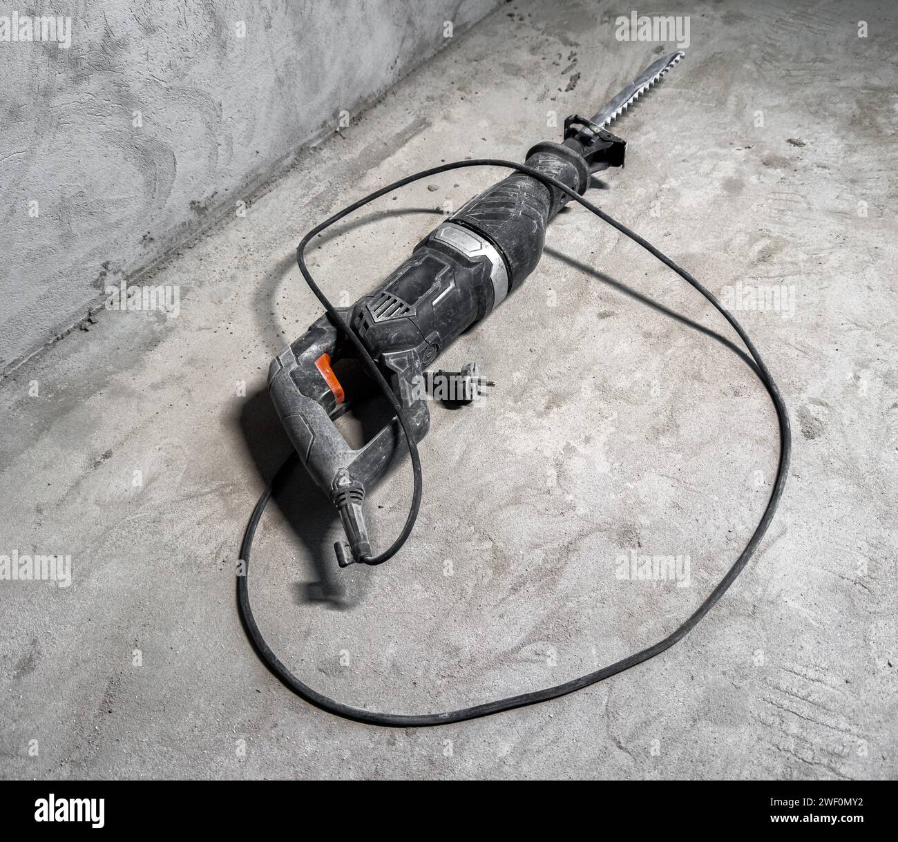 Cable drive drill hi-res stock photography and images - Alamy
