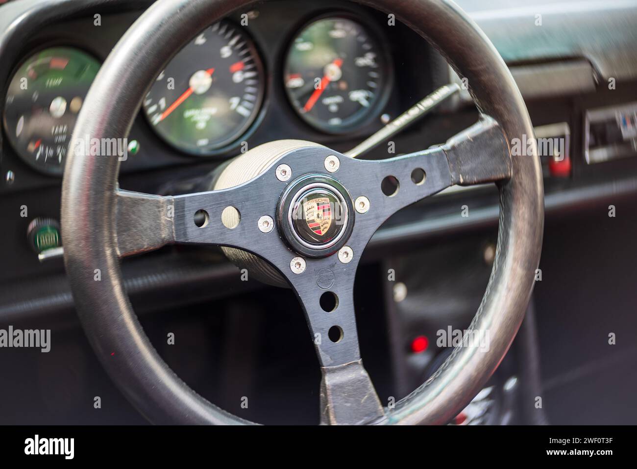 Porsche targa interior hi-res stock photography and images - Alamy