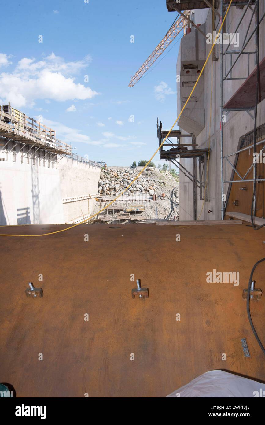 steel or iron steel as a building material in the construction industry ...