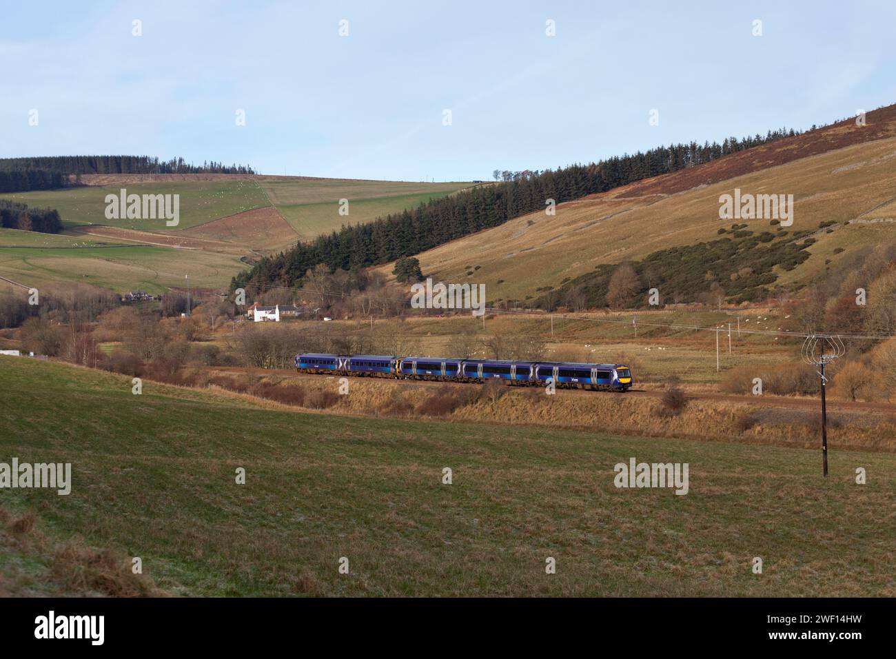 Scotrail class 170 Turbostar + class 158 sprinter trains approaching ...