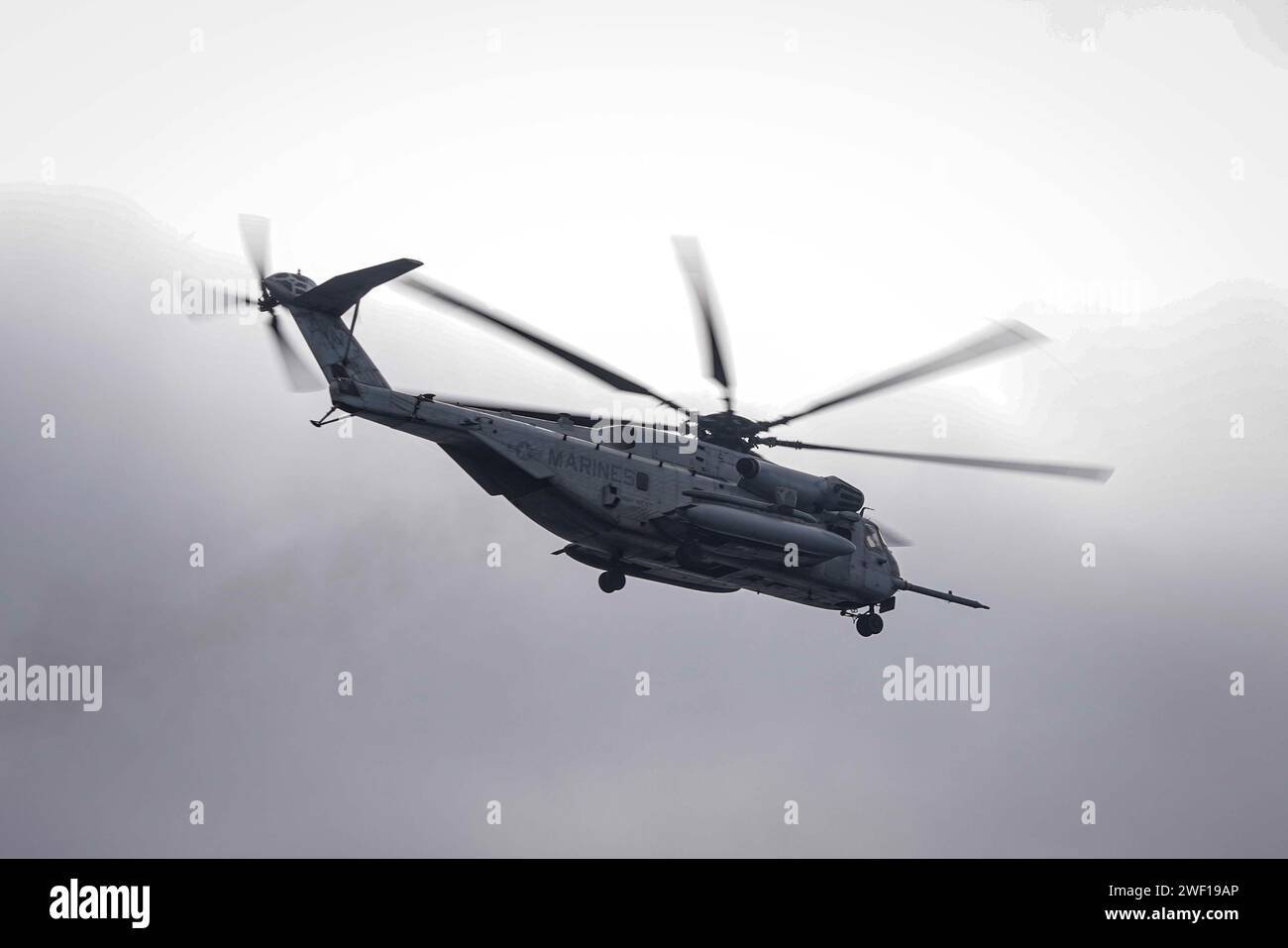 A CH-53E Super Stallion, attached to Marine Medium Tilt-rotor Squadron ...