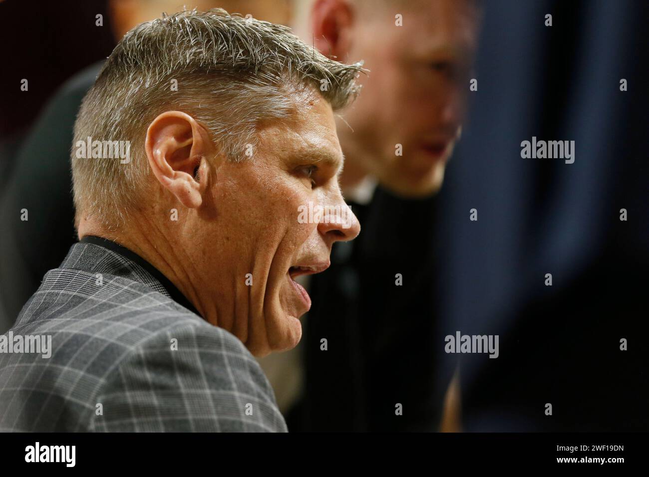 Oklahoma head coach Porter Moser talks to his team during a timeout in ...