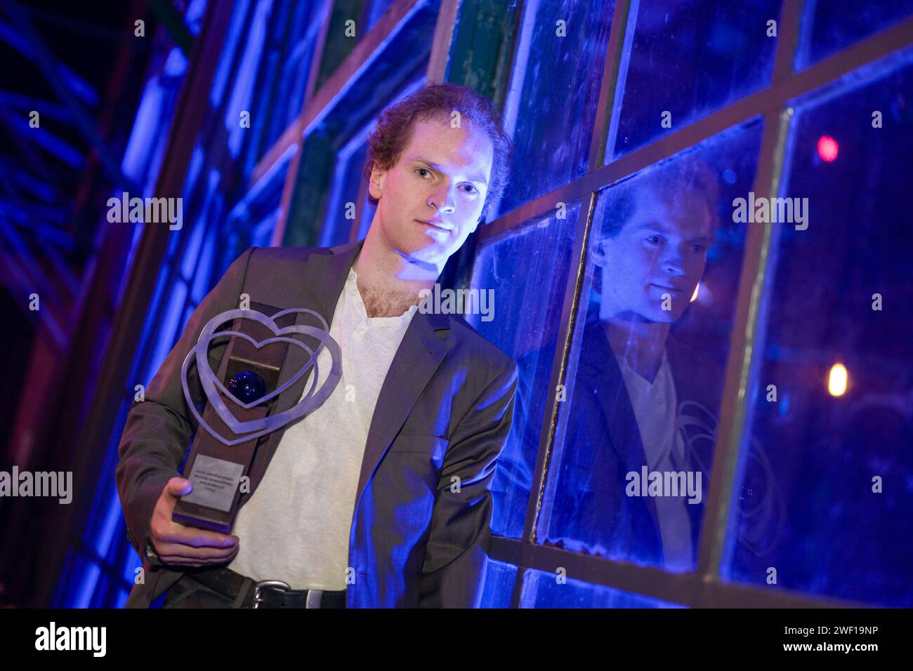 27 January 2024, Saarland, Saarbrücken: Joshua Bader holds his trophy ...
