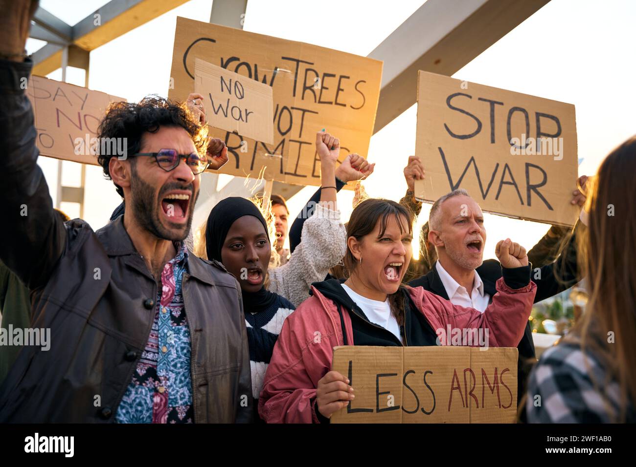 Peace anti war protest message hi-res stock photography and images - Alamy