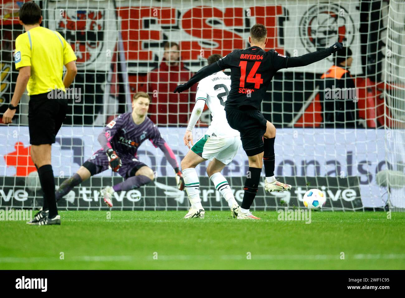 Leverkusen, Deutschland, Germany 1. Fussball Bundesliga, 19. Spieltag, Matchday 19 Bayer 04 ...
