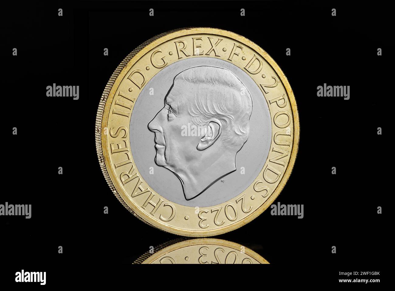 2023 Bimetallic £2 coin featuring the first coin portrait of King ...