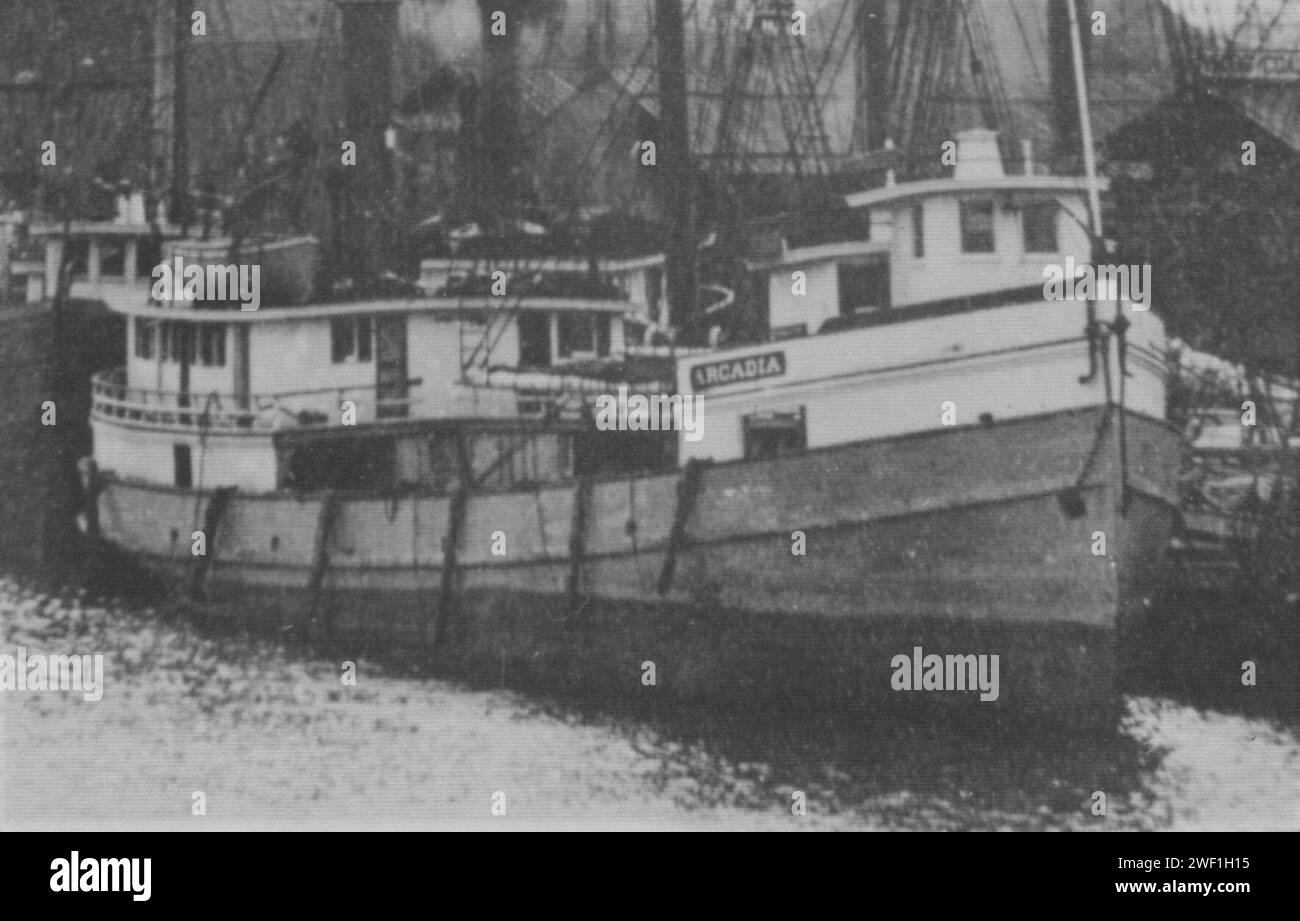 Steam barge hi-res stock photography and images - Alamy