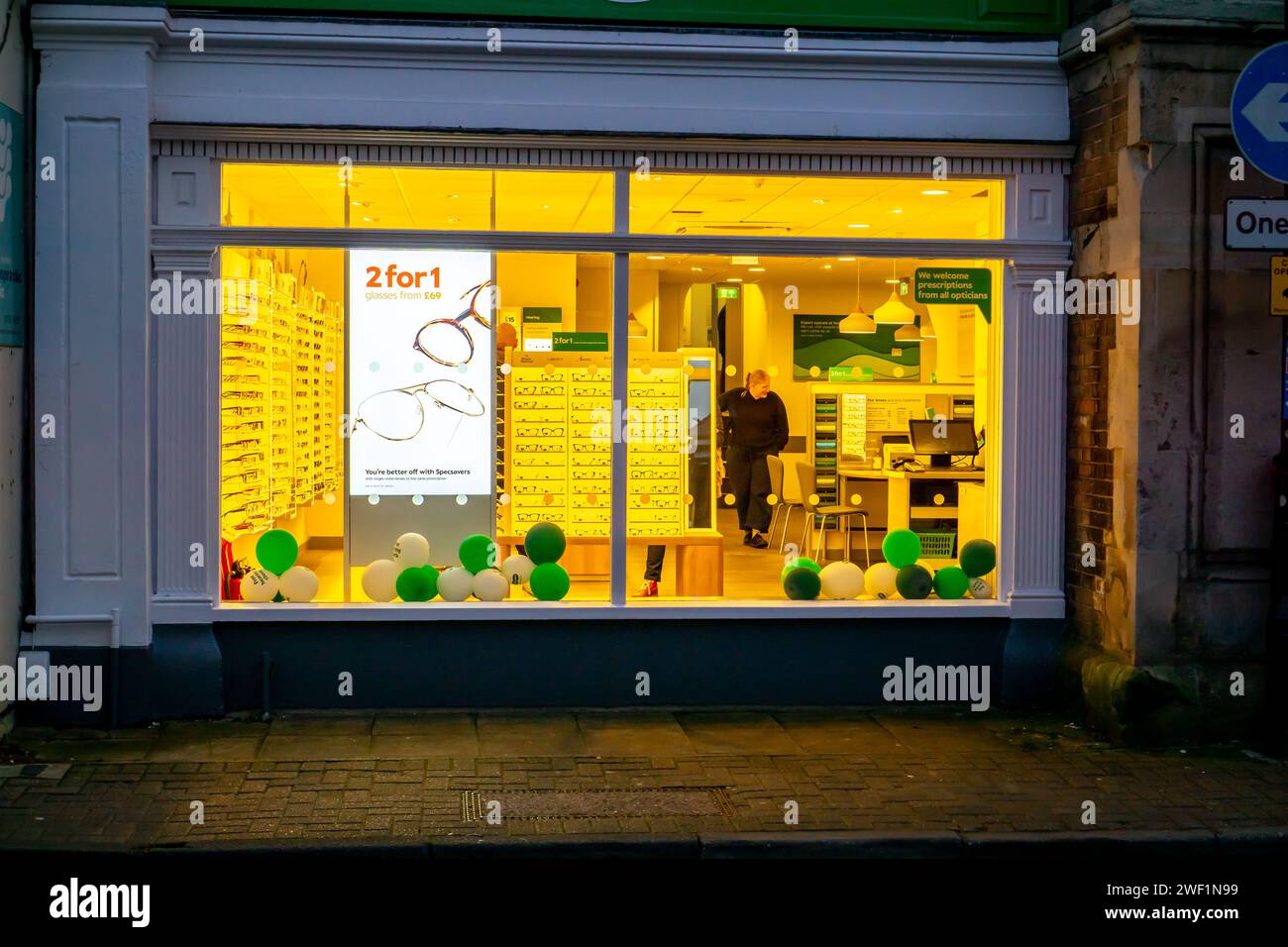 Specsaver optician hi-res stock photography and images - Alamy