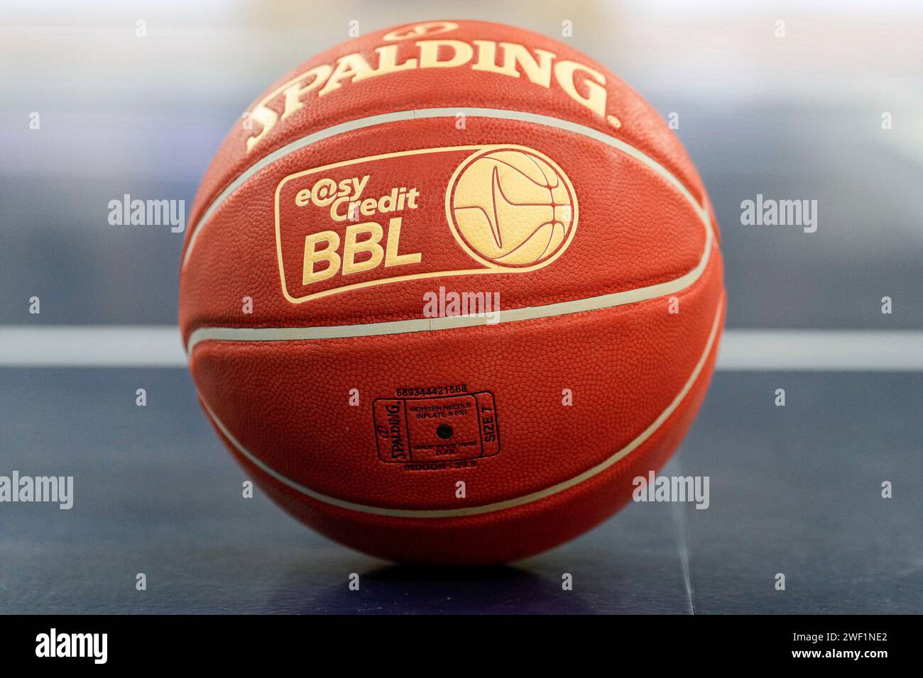 Heidelberg, Deutschland. 27th Jan, 2024. Ein Ball der Marke Spalding ...