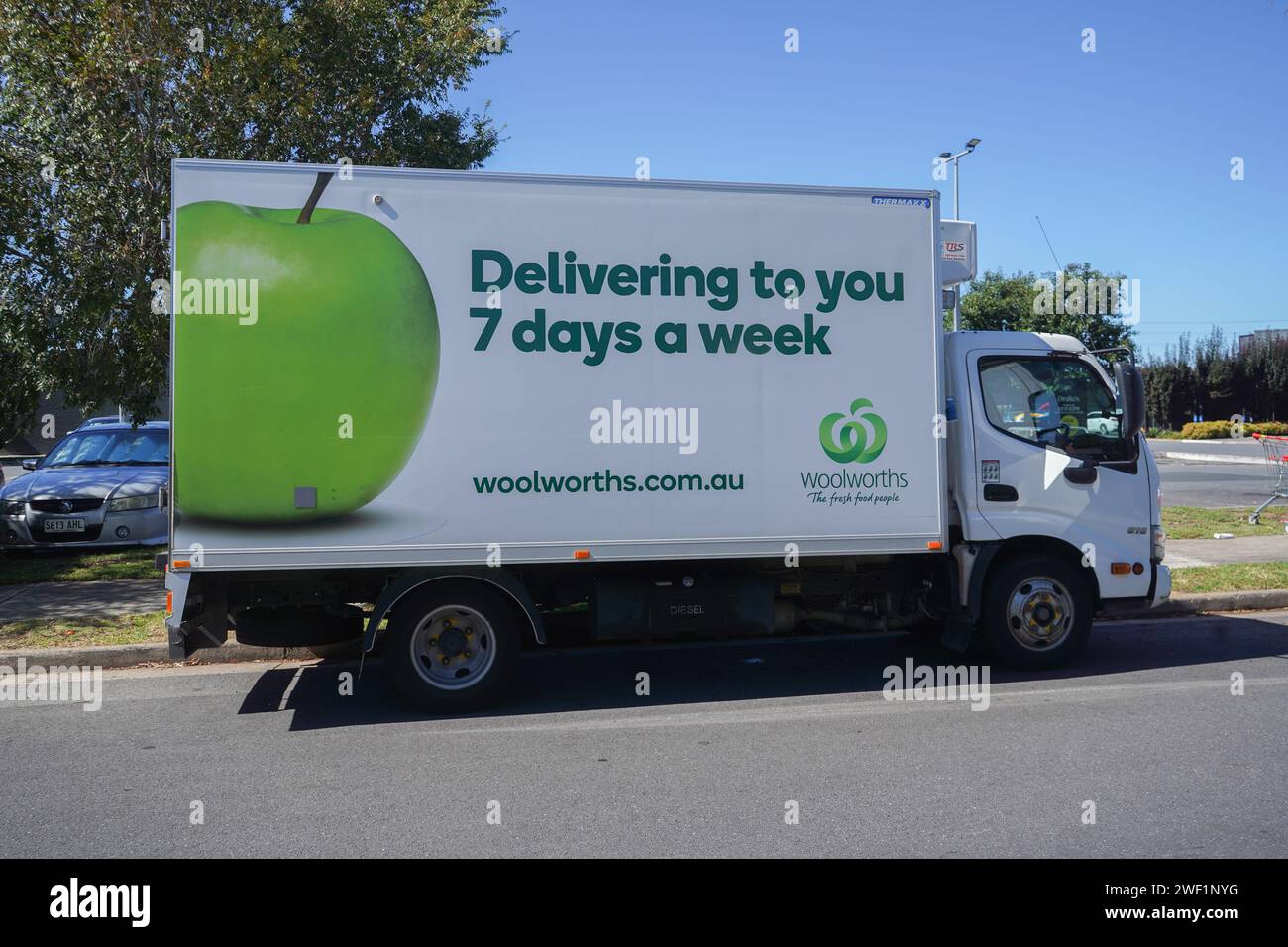Woolworths food delivery hi-res stock photography and images - Alamy