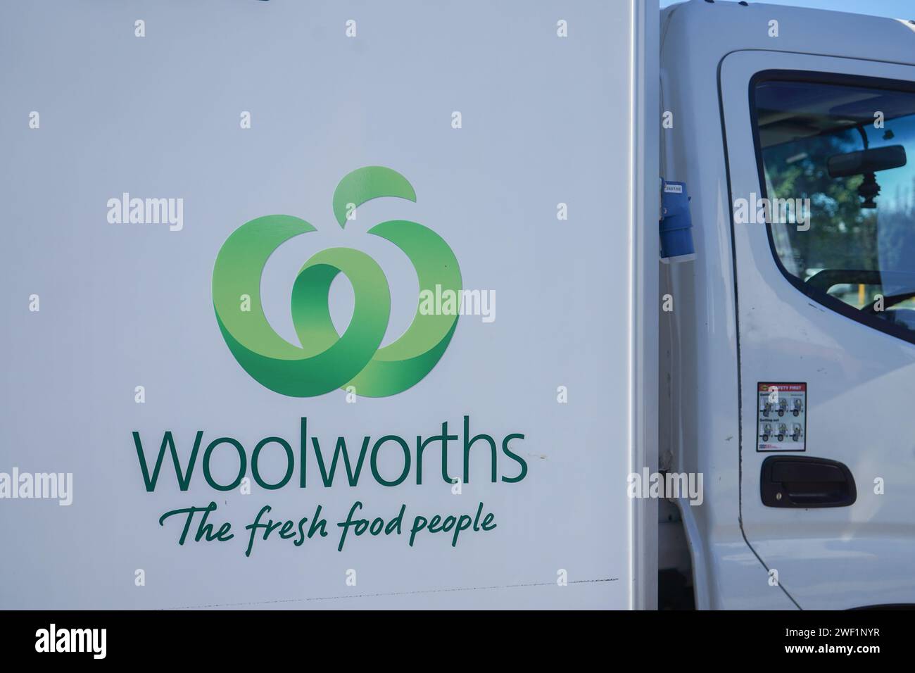 Woolworths food delivery hi-res stock photography and images - Alamy