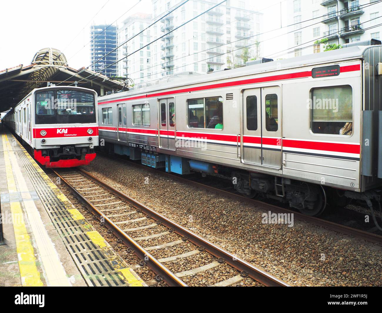 Commuter line, electric train PT. KAI in Cikini Train Stasiun , Jakarta ...