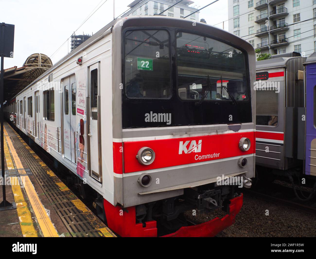Commuter line, electric train PT. KAI in Cikini Train Stasiun , Jakarta ...