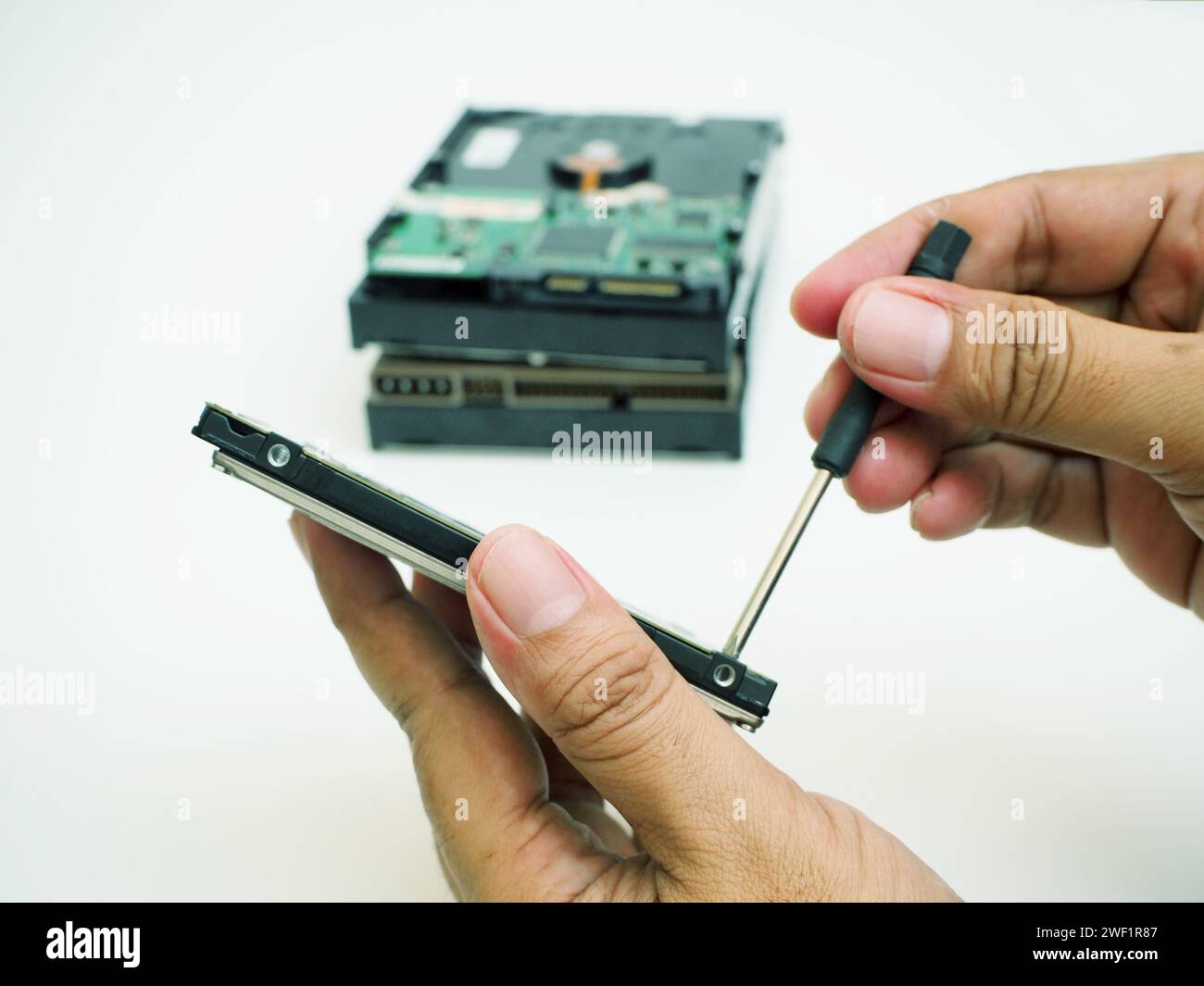 Screwdriver tech support hi-res stock photography and images - Alamy