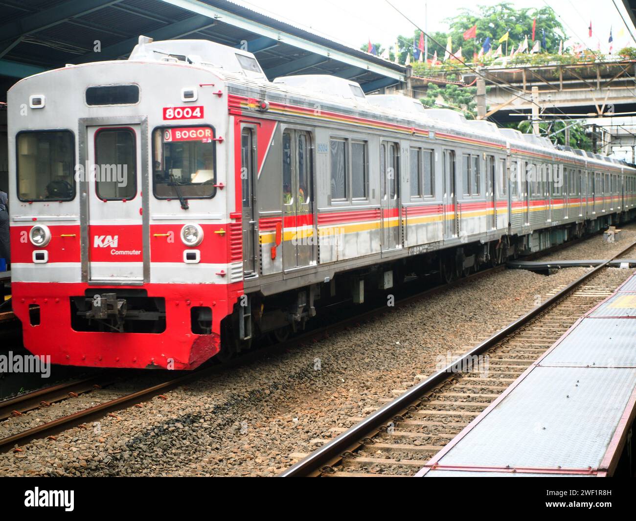 Commuter line, electric train PT. KAI in Tebet Train Stasiun , Jakarta ...