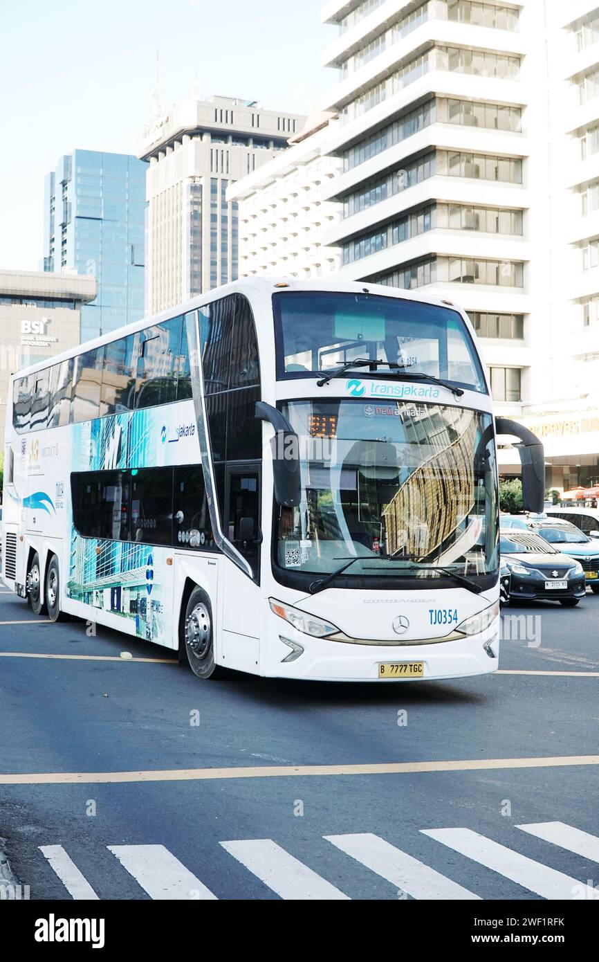 Trans Jakarta City bus tour, Jakarta Explorer with double decker bus at ...