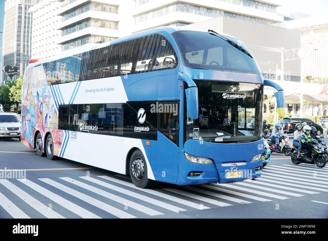Trans Jakarta City bus tour, Jakarta Explorer with double decker bus at ...