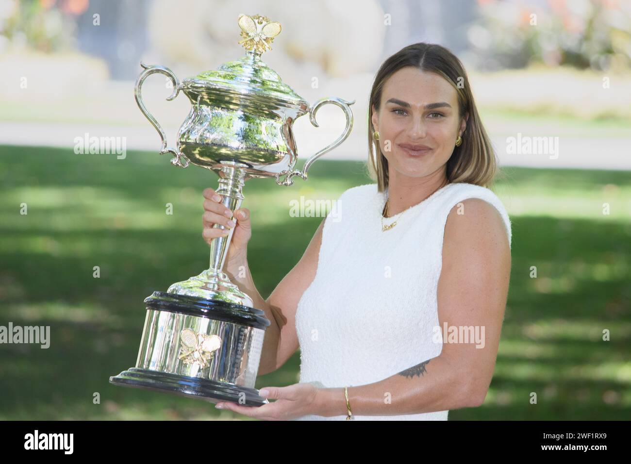 Melbourne Australia. 28th Jan, 2024. ARYNA SABALENKA of Belarus poses with the Daphne Akhurst ...