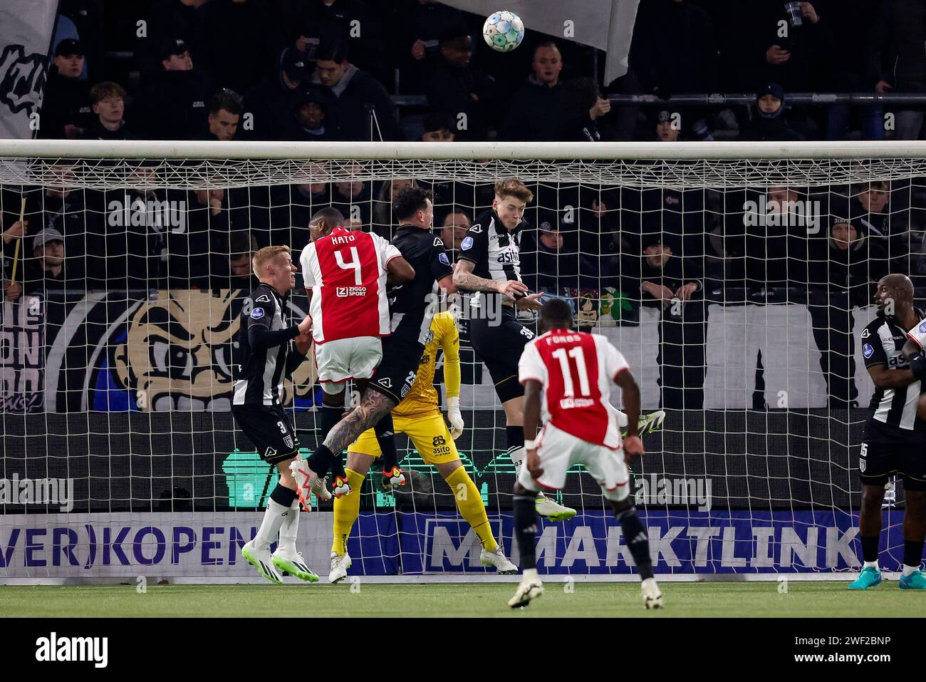 ALMELO, NIEDERLANDE - JANUARY 27: Stijn Bultman (Heracles Almelo ...