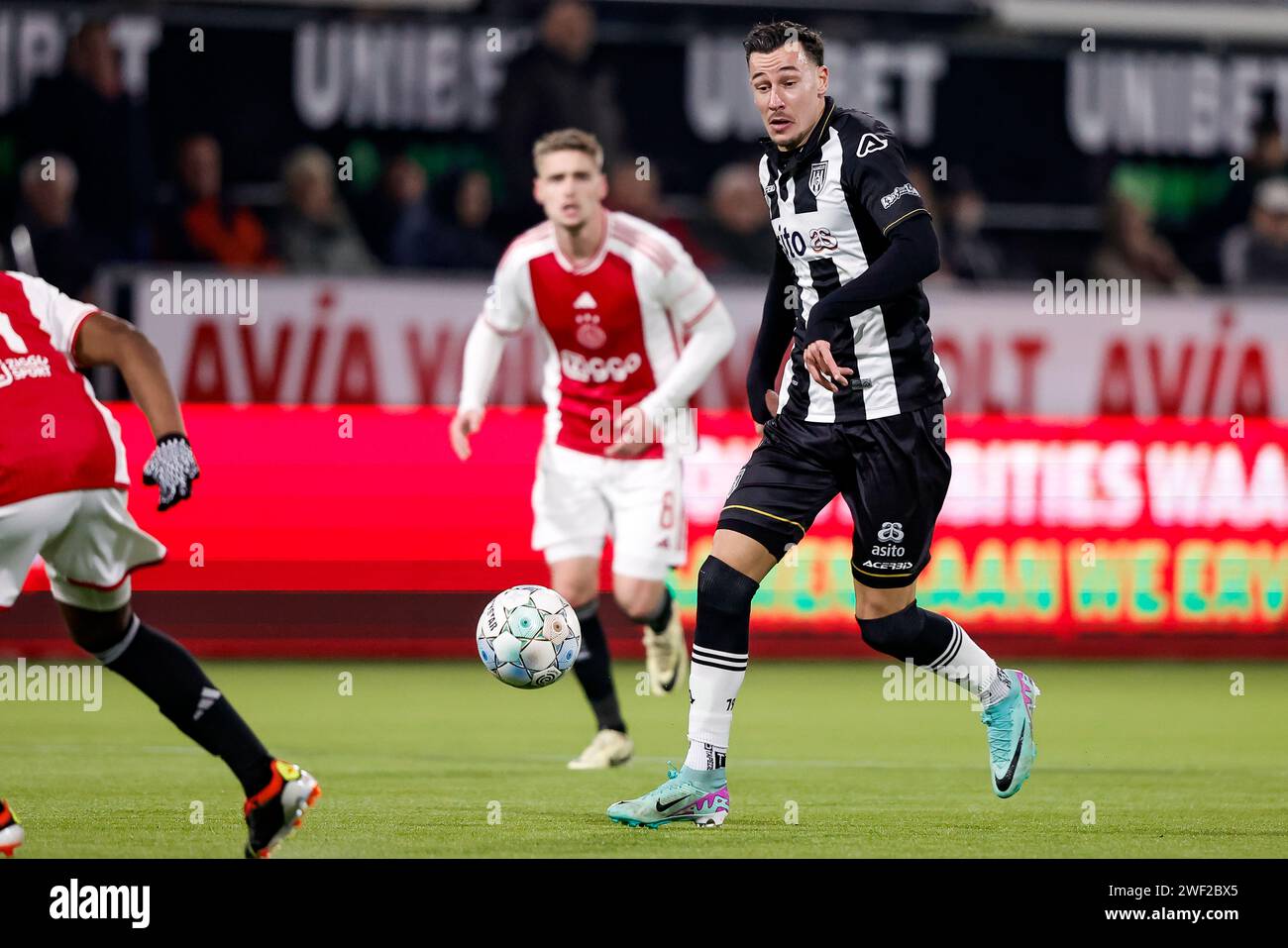 ALMELO, NIEDERLANDE - JANUARY 27: Mario Engels (Heracles Almelo ...