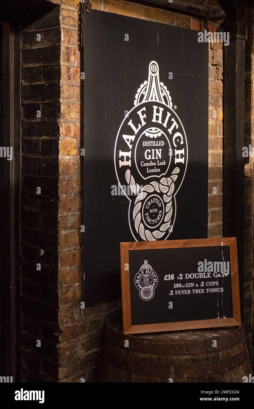 LONDON, UK - JANUARY 27, 2024: Sign outside the Half Hitch Gin Store in ...