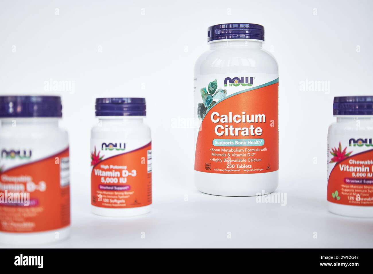 Production of NOW Foods Company: jars of different sizes with vitamins ...