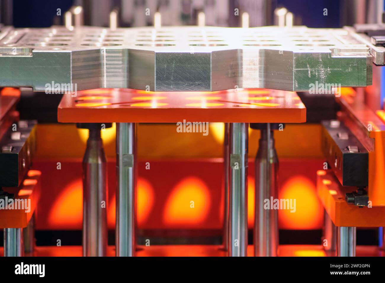 Plastic tube extrusion hi-res stock photography and images - Alamy