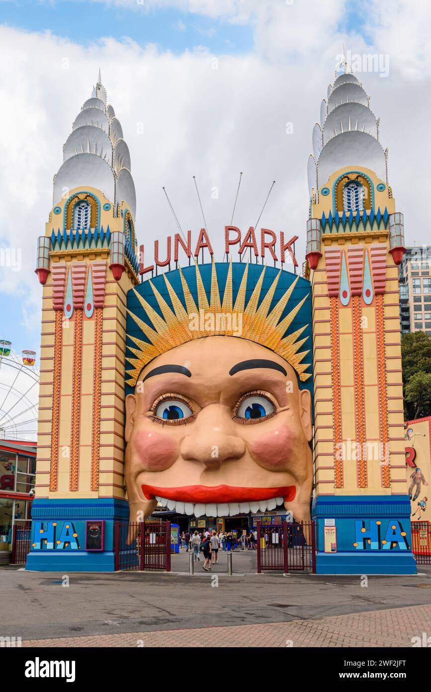 Luna Park Sydney entrance face, Milsons Point, Sydney, Australia Stock ...