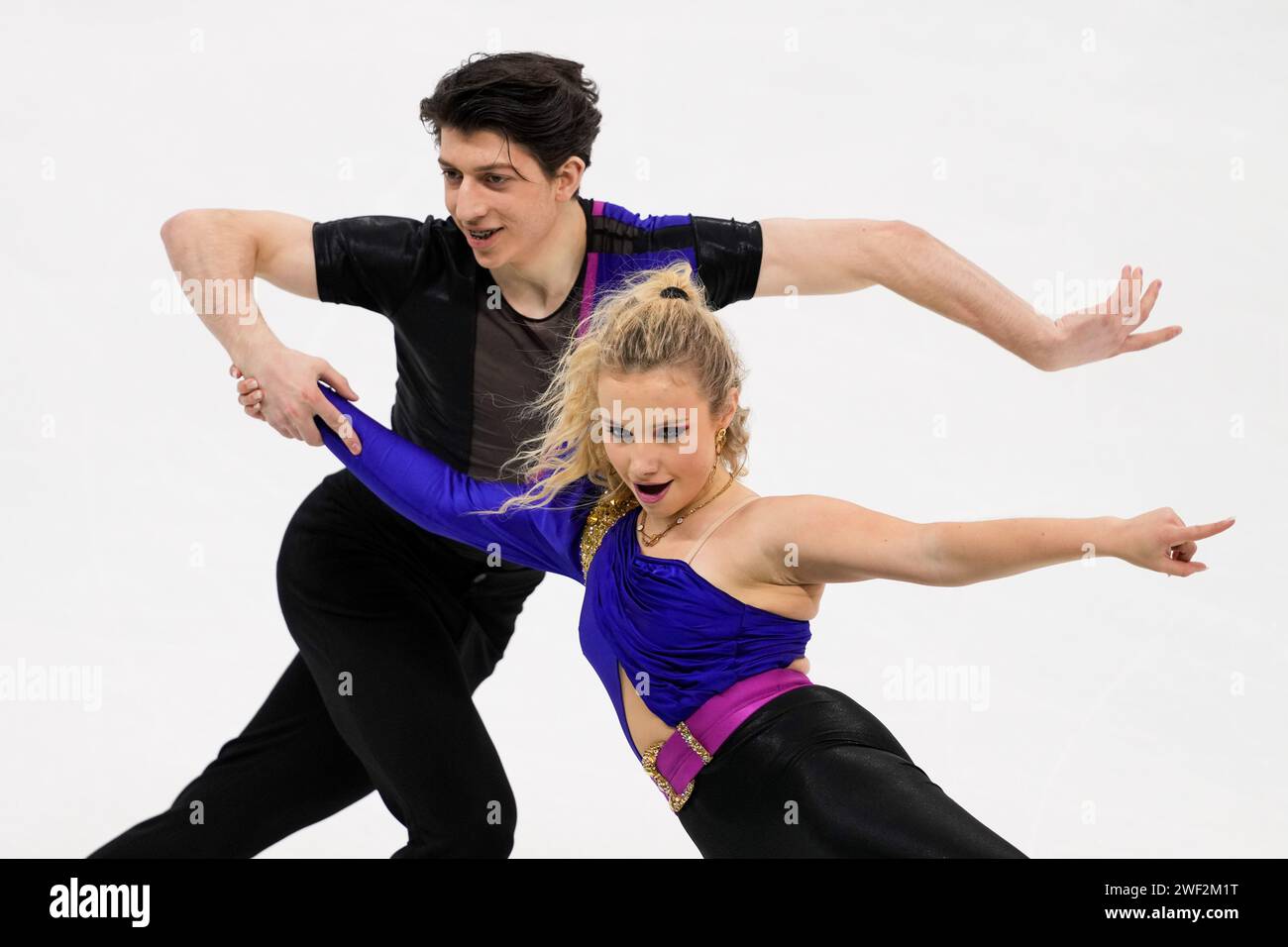 Gangneung, South Korea. 28th Jan, 2024. Ambre Perrier Gianesini (front ...