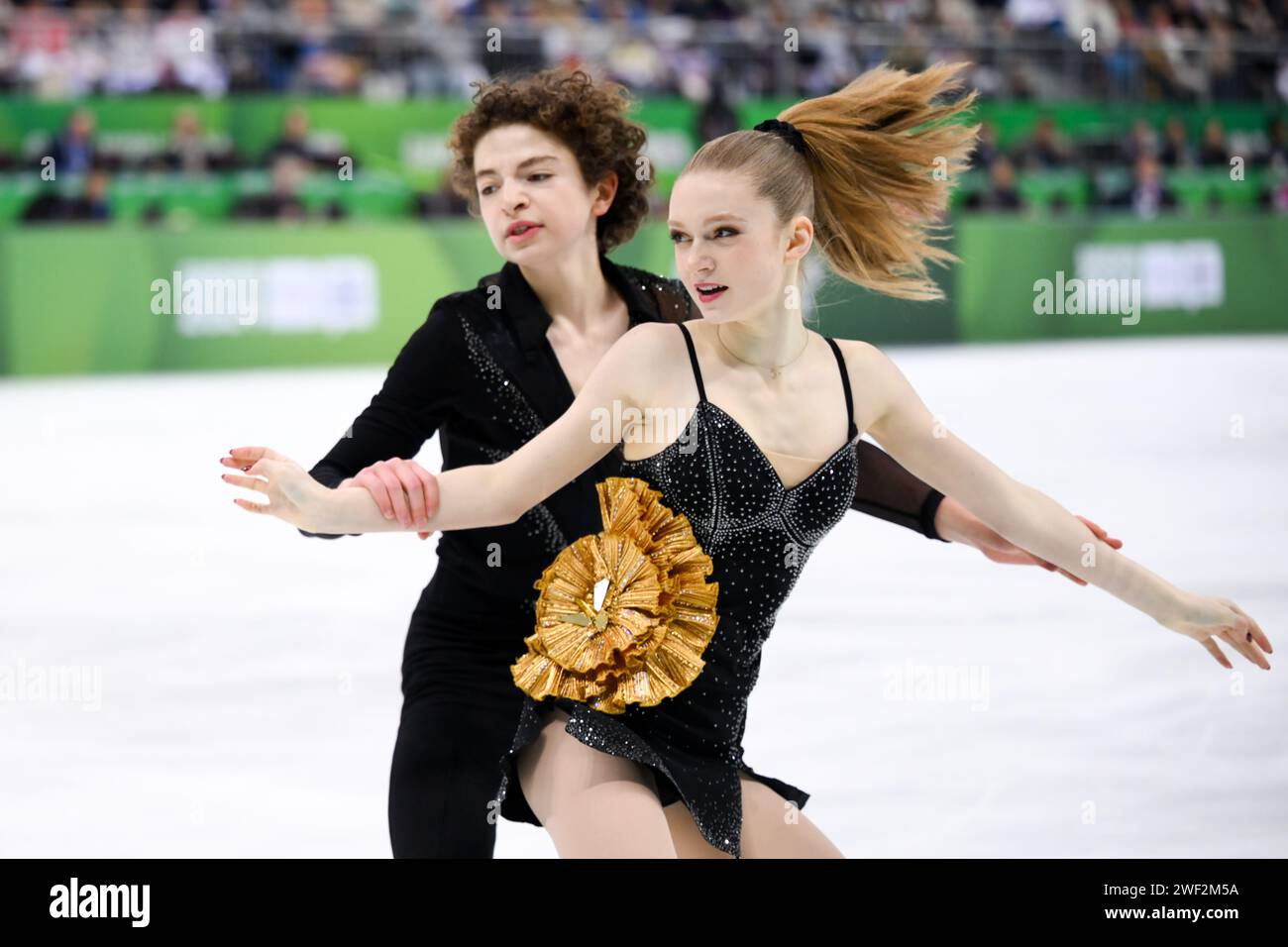Gangneung, South Korea. 28th Jan, 2024. Olivia Ilin (front) and Dylan ...