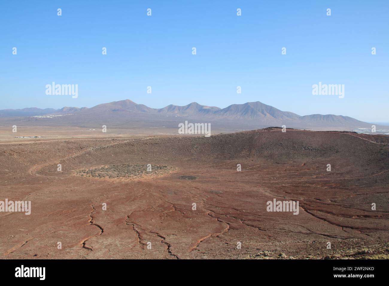 volcanic desert landscape on Lanzarote Stock Photo - Alamy