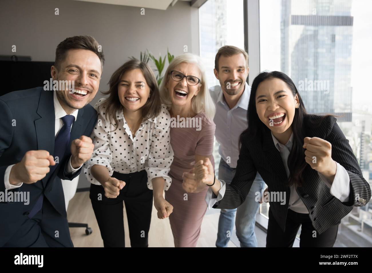 Caucasian young man leader screaming hi-res stock photography and ...