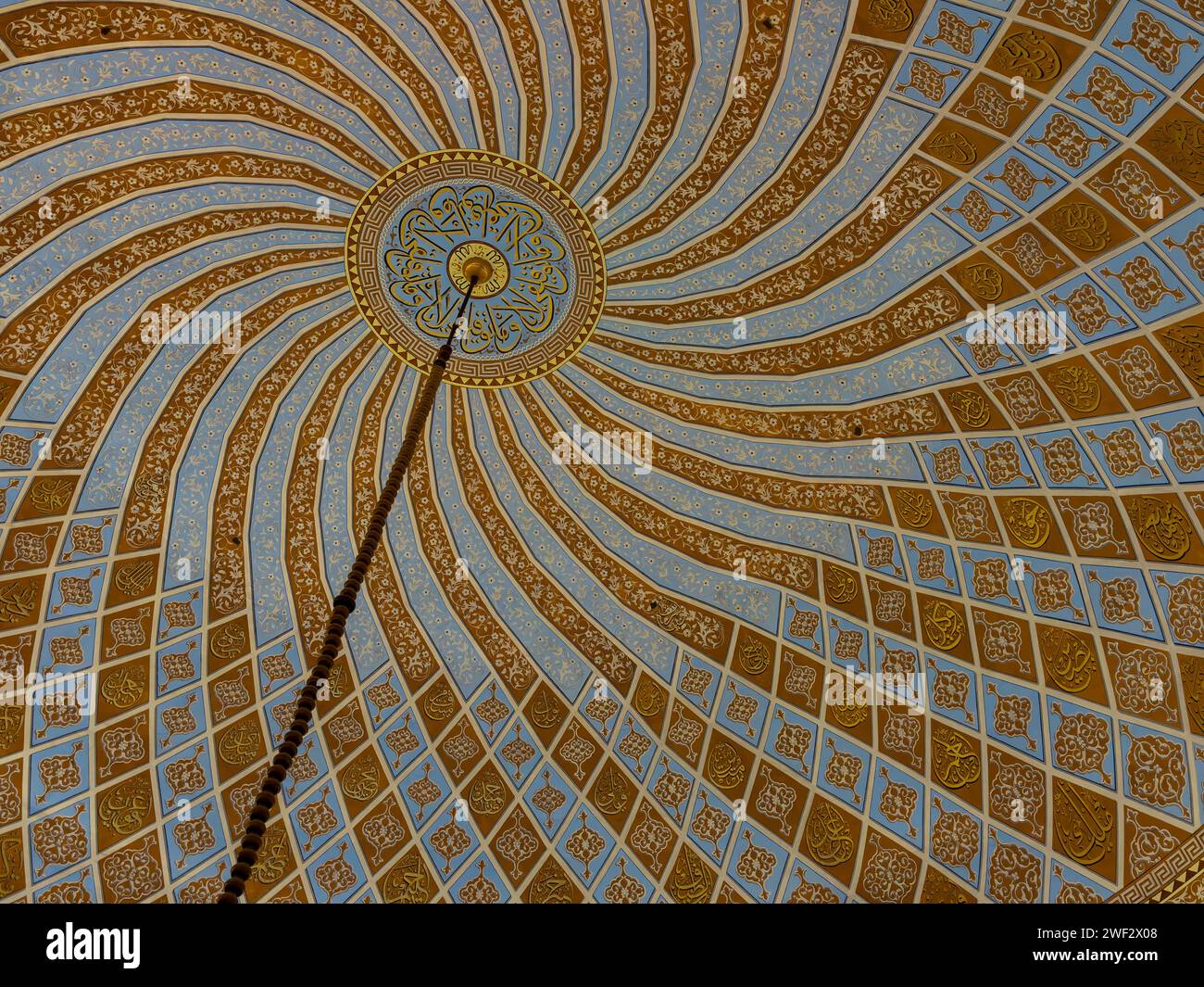 Masjid geometry pattern for background hi-res stock photography and ...