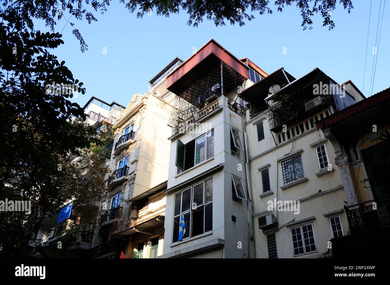 Characteristic buildings in the city of Hanoi, Vietnam Stock Photo - Alamy