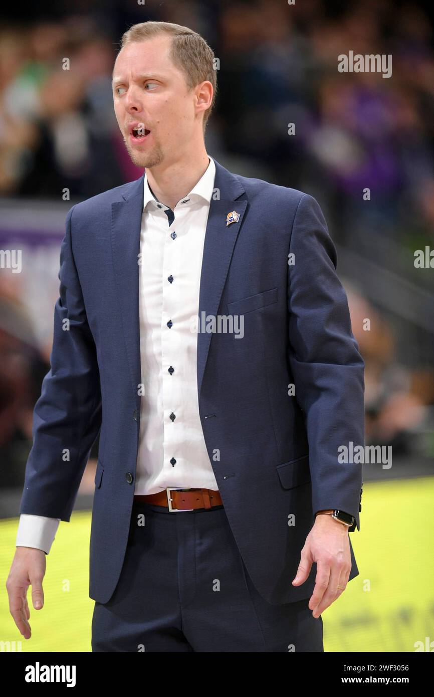 Goettingen, Deutschland. 27th Jan, 2024. Christian Held (Trainer, Head ...