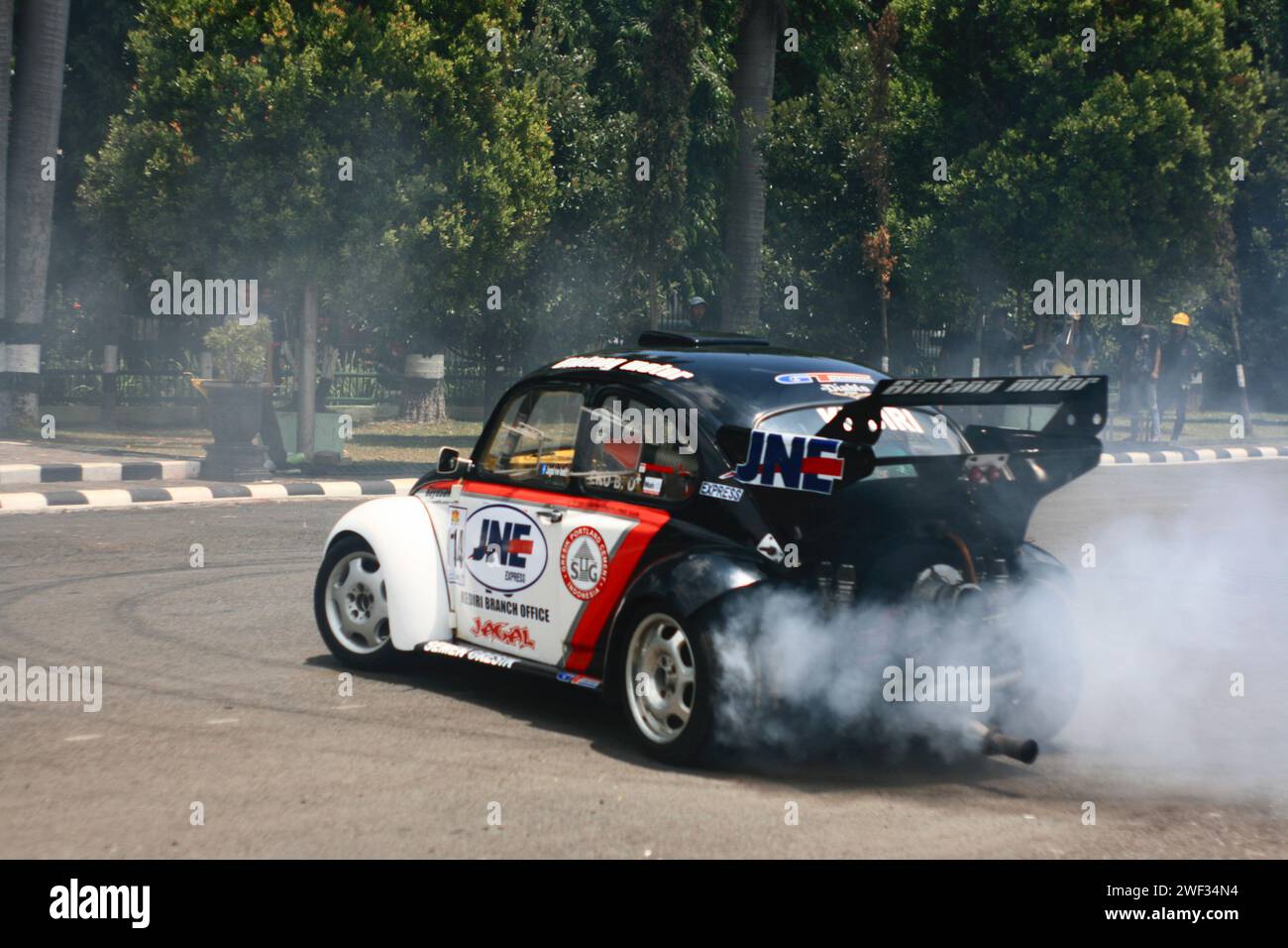 Volkswagen Beetle doing drifting during the VW Indonesia Jamboree ...
