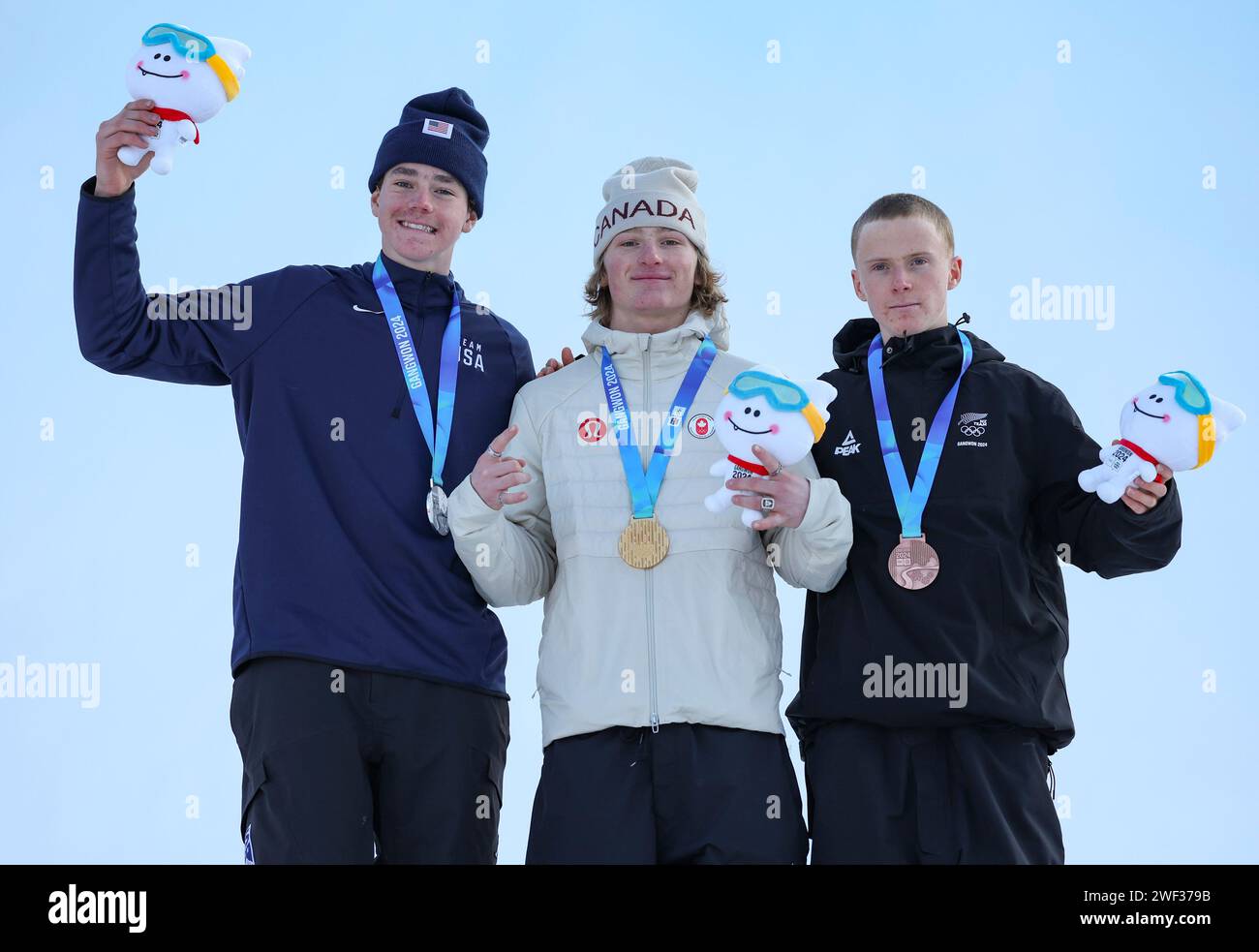 Hoengseong, South Korea. 28th Jan, 2024. Gold medalist Eli Bouchard (C ...