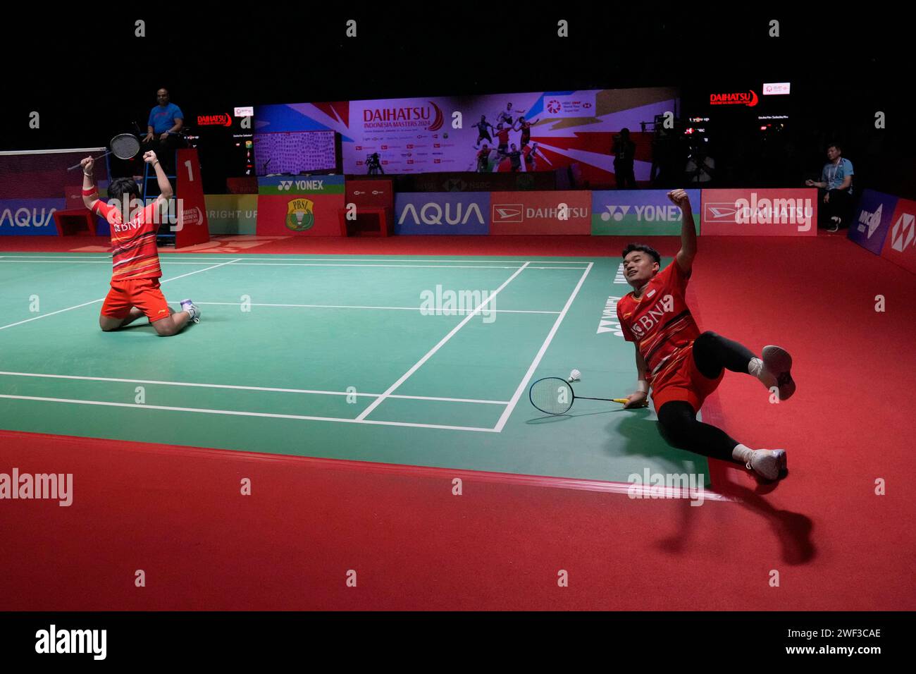 Indonesia's Leo Rolly Carnando, right, and Daniel Marthin celebrate ...