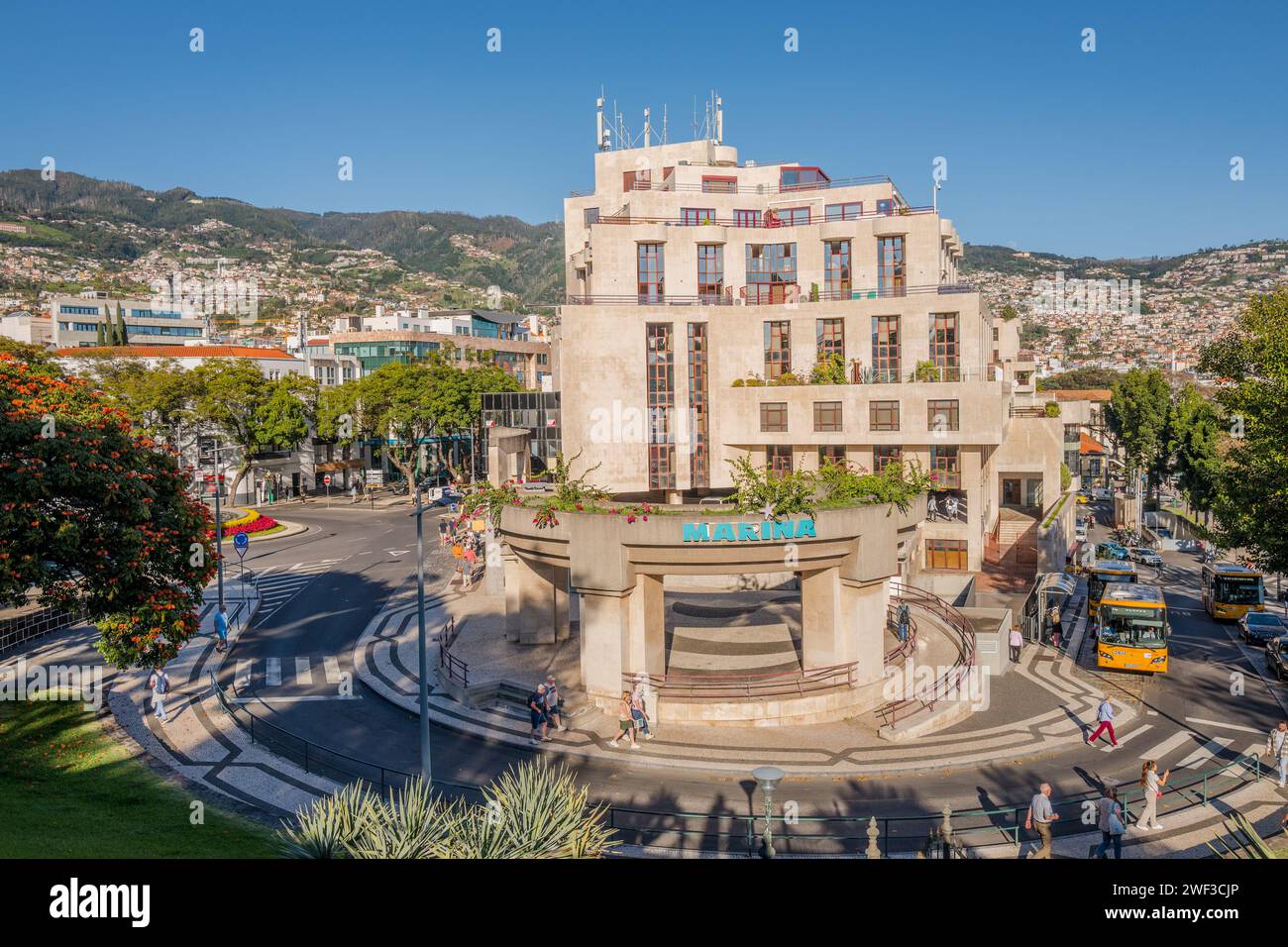 Chafariz roundabout hi-res stock photography and images - Alamy