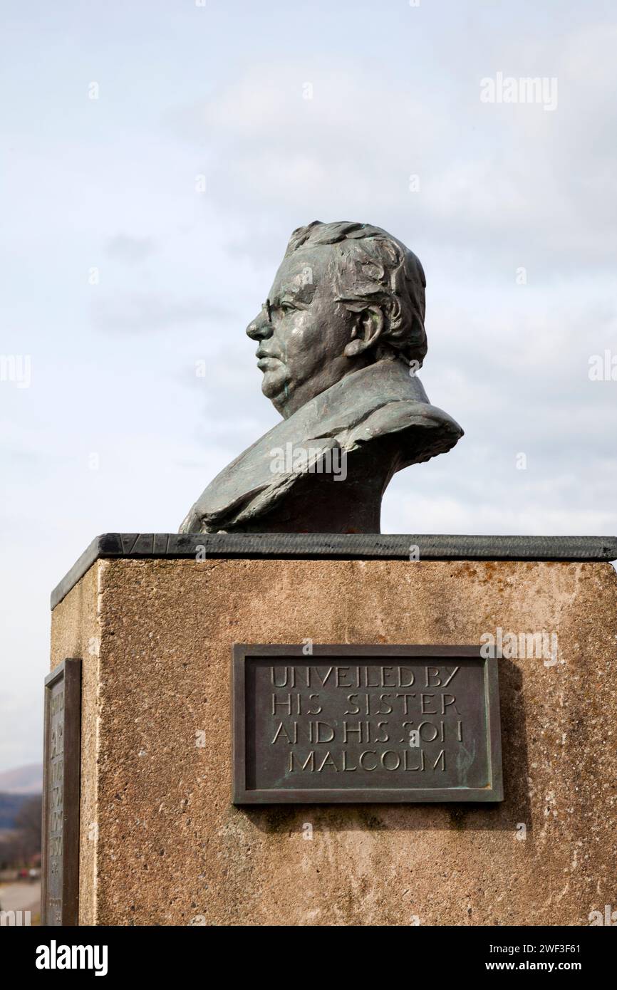 Bust of John Logie Baird, inventor of the television on Helensburgh ...
