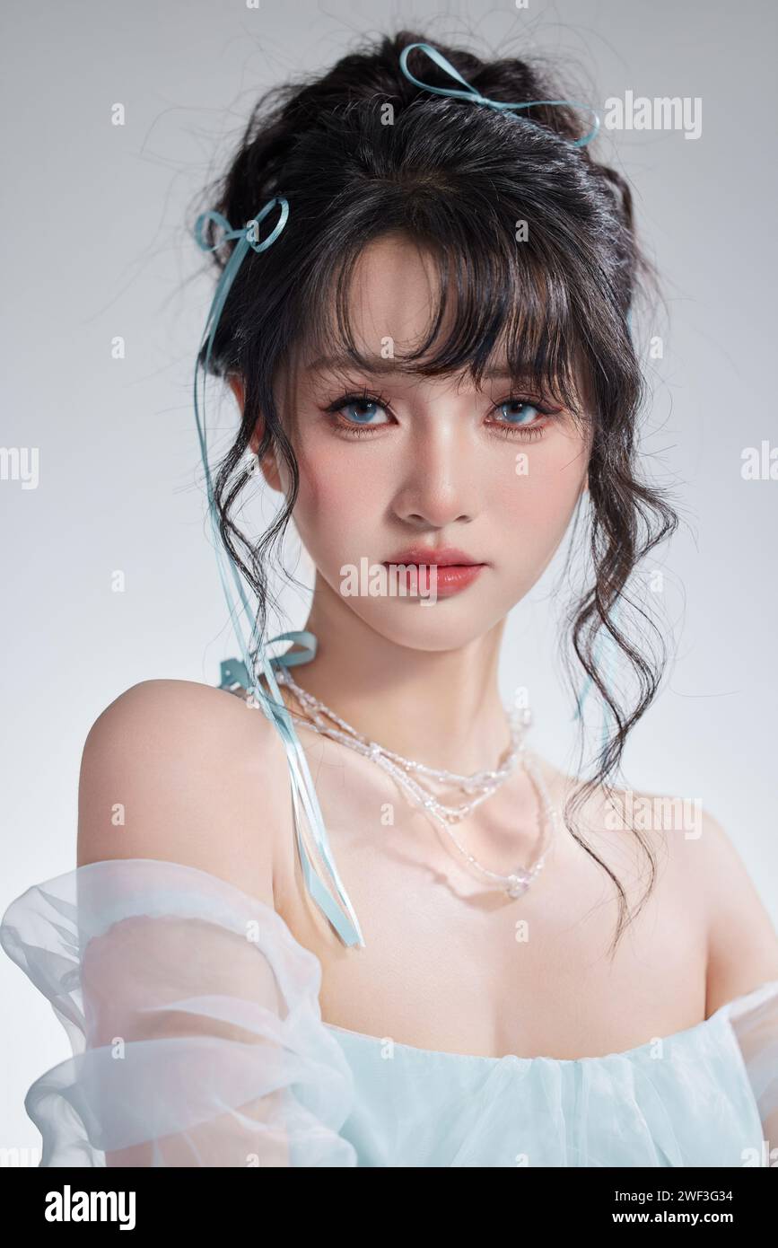 Beautiful Asian women's faces, faces for makeup, face cosmetics ...