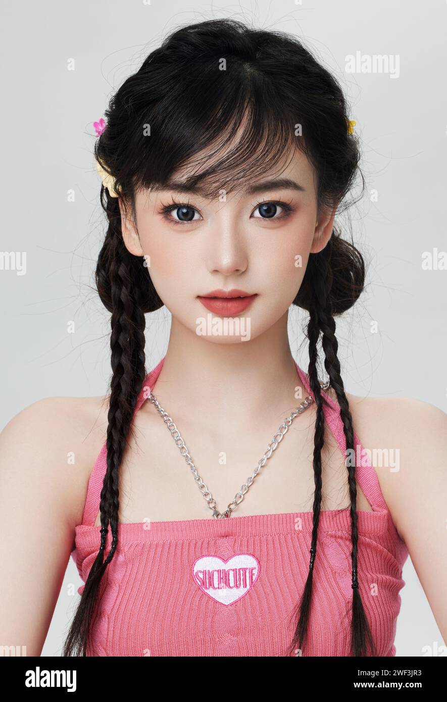 Beautiful Asian women's faces, faces for makeup, face cosmetics ...