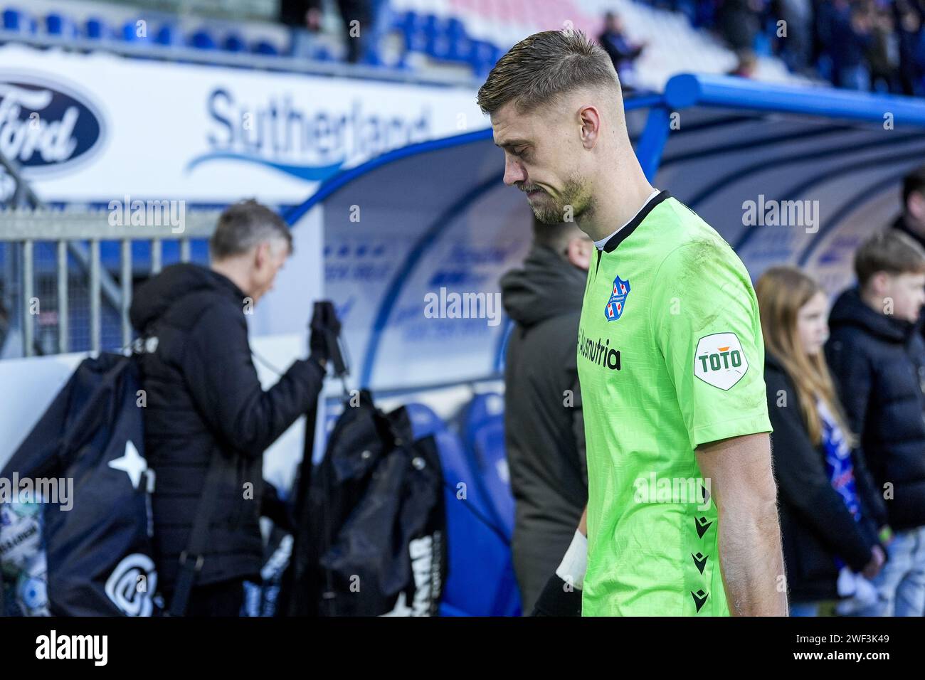 HEERENVEEN - sc Heerenveen goalkeeper Andries Noppert during the Dutch ...