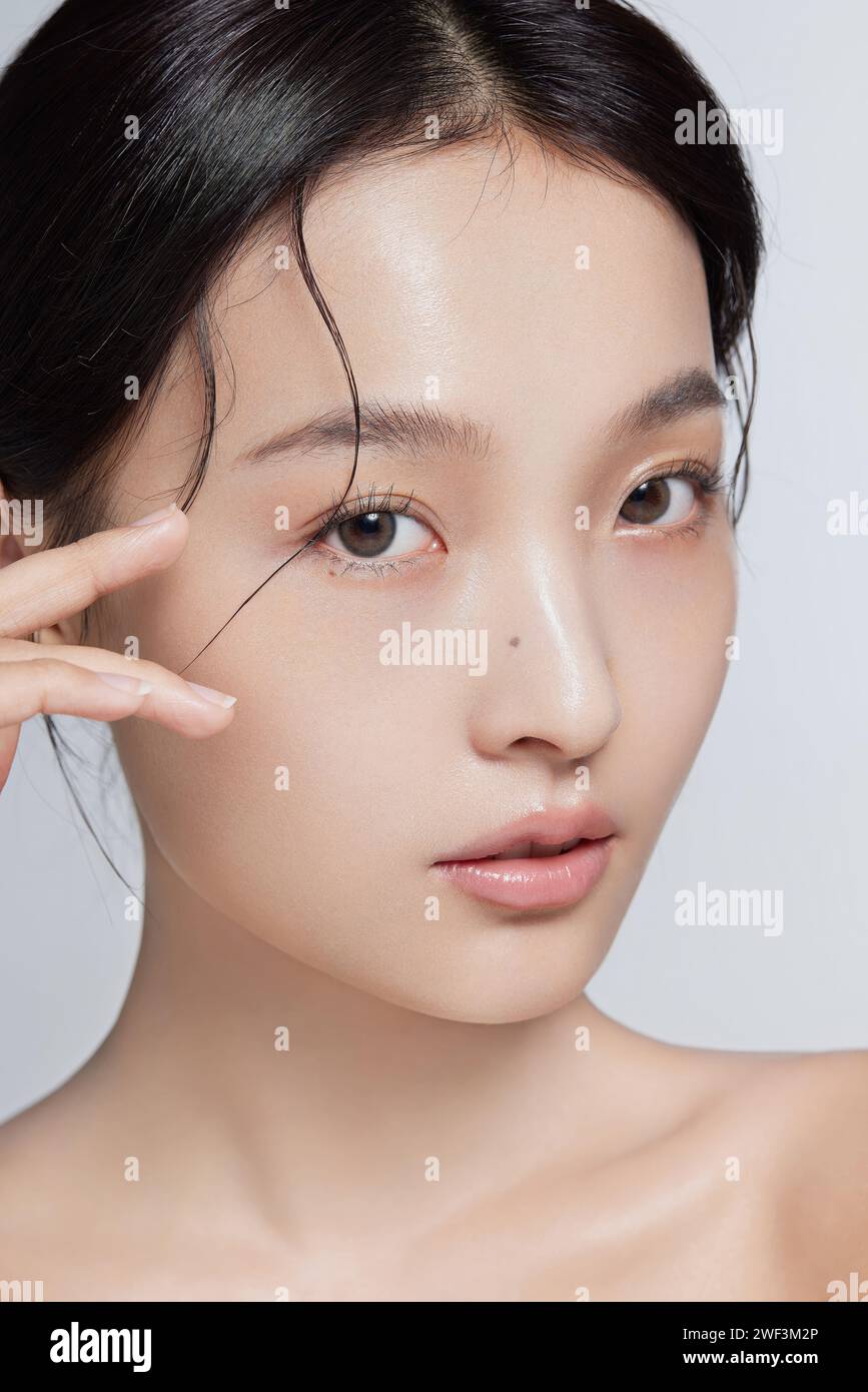 Beautiful Asian women's faces, faces for makeup, face cosmetics ...