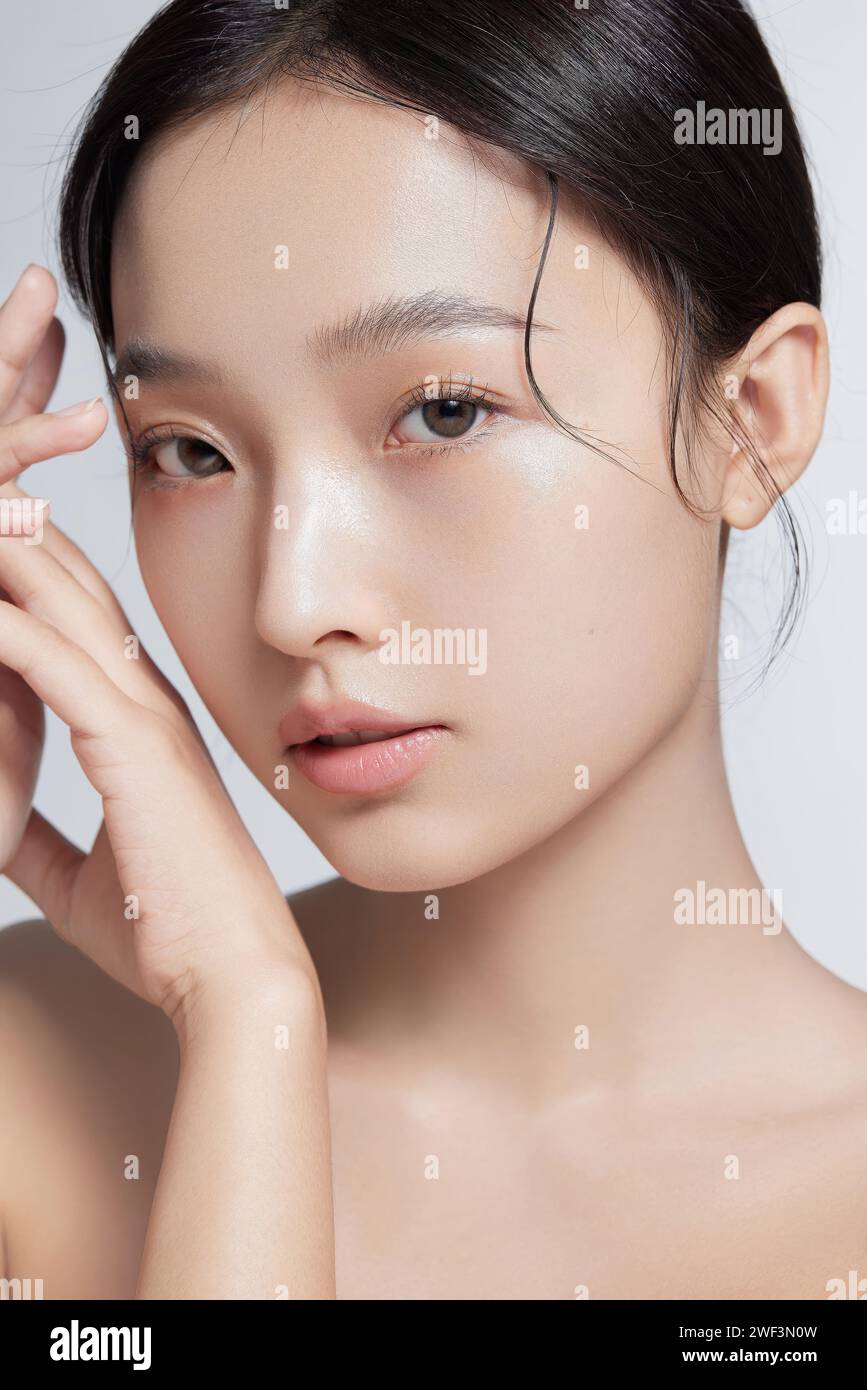 Beautiful Asian women's faces, faces for makeup, face cosmetics advertising, hi res Stock Photo ...